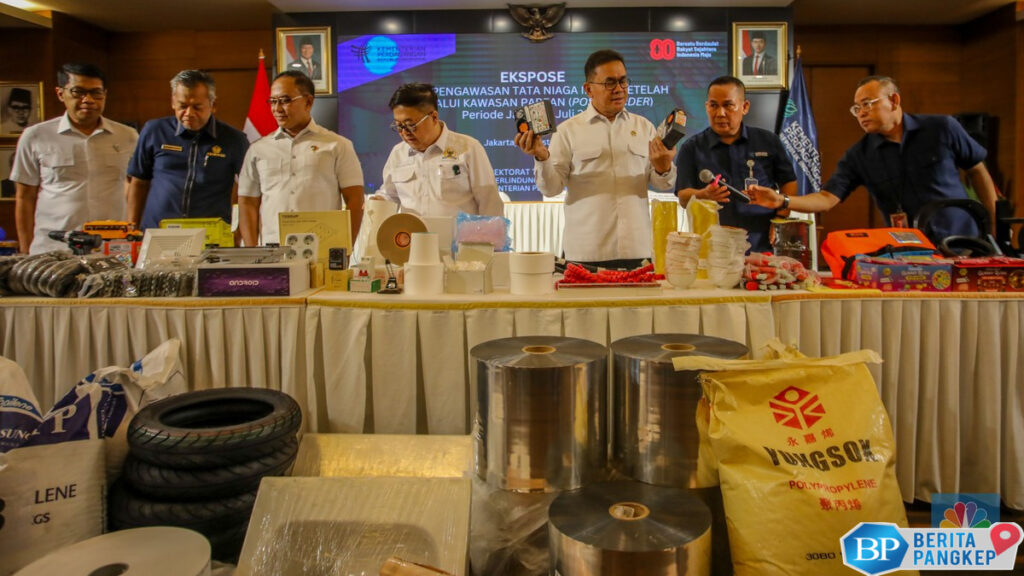 Tampilan Barang Sitaan Senilai Rp26,4 Miliar oleh Kemendag - BERITA PANGKEP